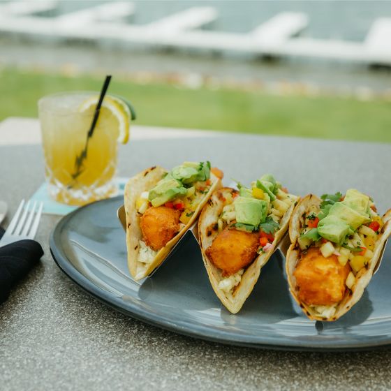 Bay Pointe | Michigan Lake Vacations - Gun Lake Resort