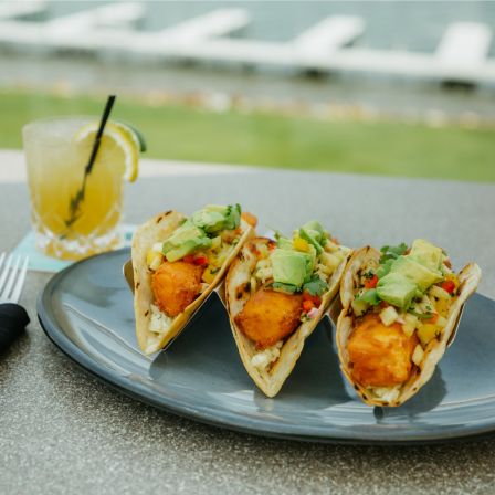 Bay Pointe | Michigan Lake Vacations - Gun Lake Resort